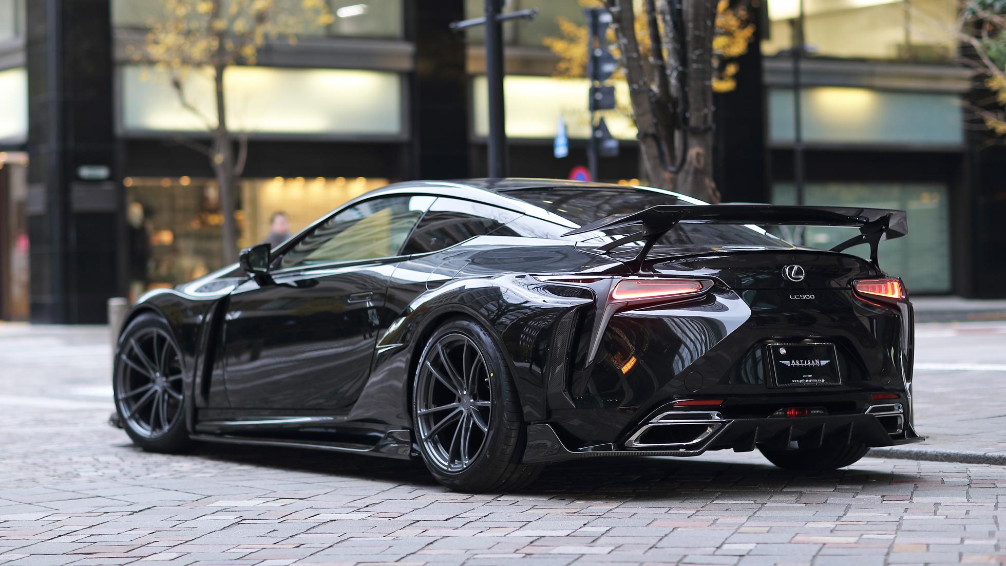 Βελτιωμένο Lexus LC500 Black Label GT | Drive