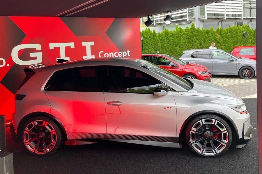 Έρχεται ηλεκτρικό VW Golf GTI το 2026 | Drive