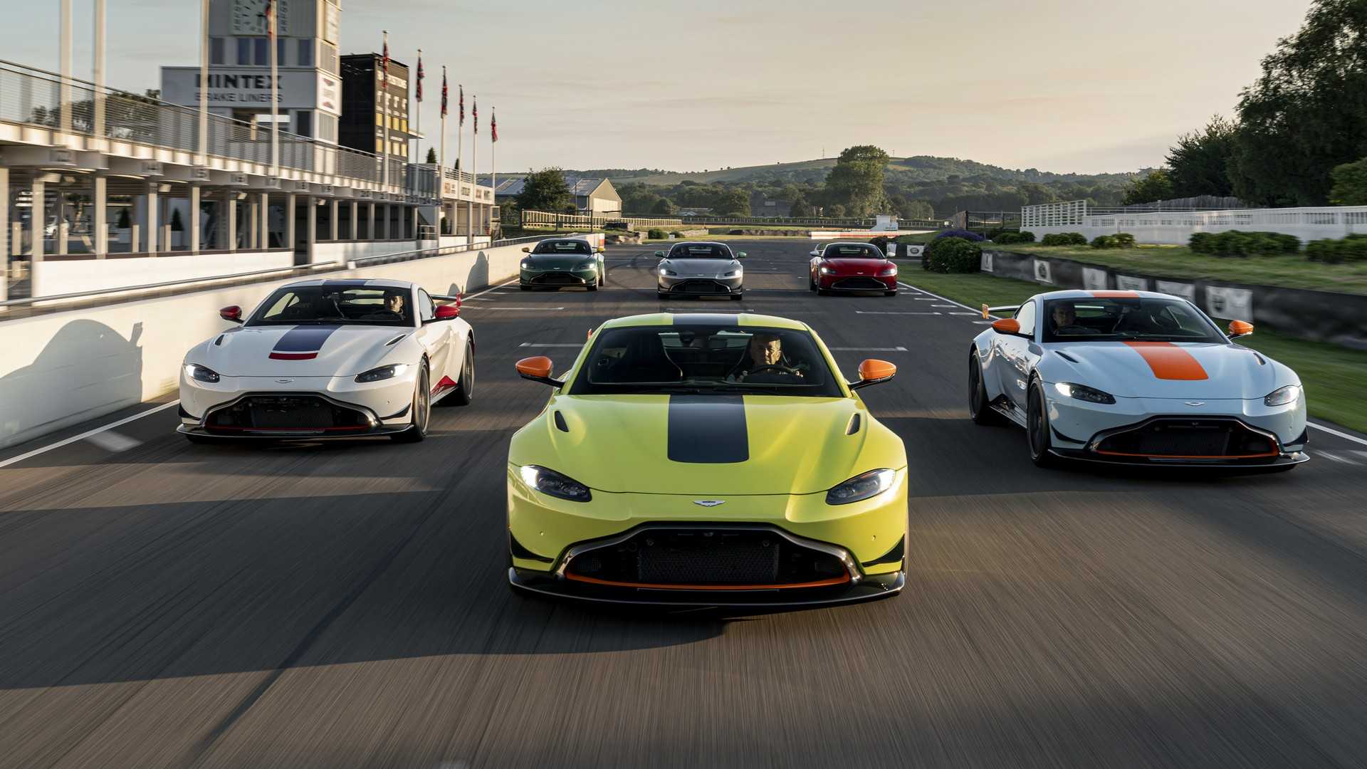 Aston Martin Vantage Heritage Racing Edition σε 6 παραλλαγές | Drive