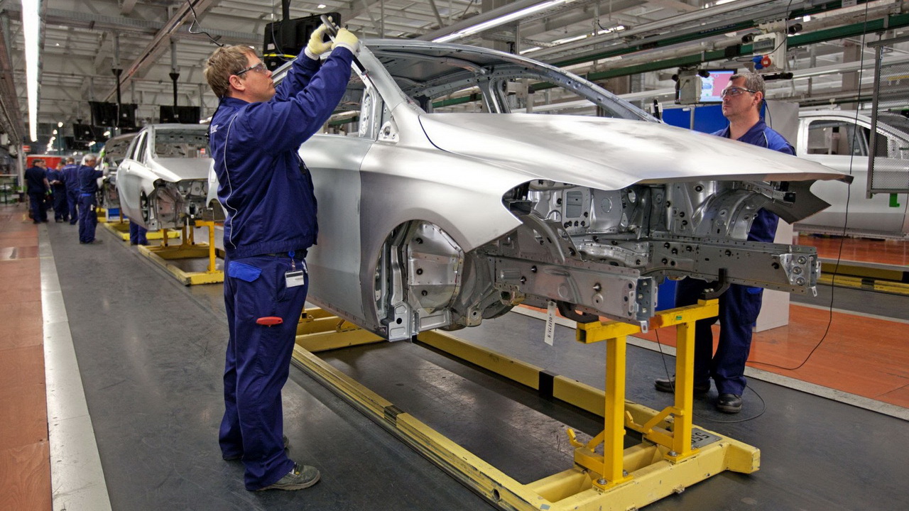 Στη Ρωσία το νέο εργοστάσιο της Mercedes-Benz | Drive