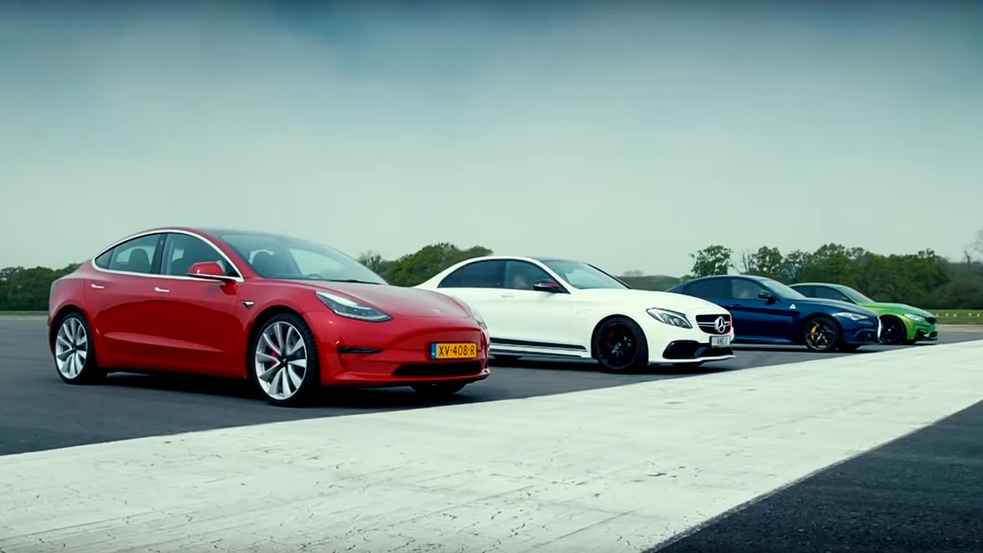 Drag Race: Tesla Model 3 Performance εναντίον όλων [video] | Drive