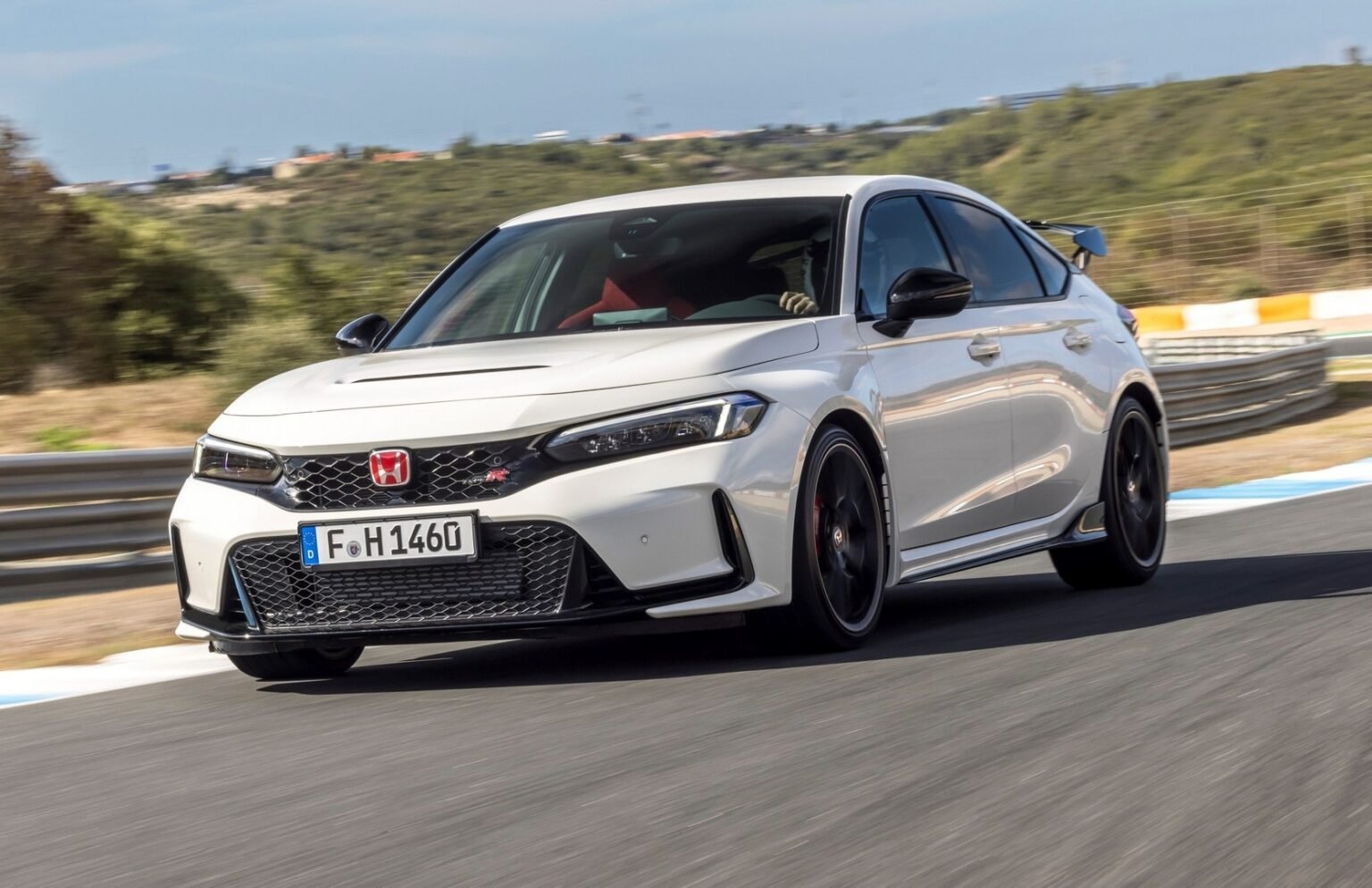 Έφτασε Ελλάδα το νέο Honda Civic Type R | Drive