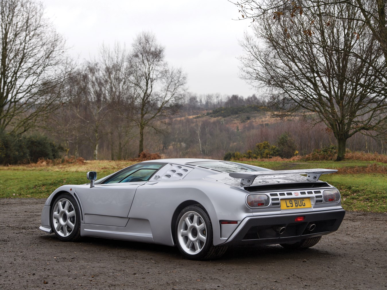Αυτή η Bugatti EB110 SS είναι πιο όμορφη και φθηνότερη από την Chiron ...