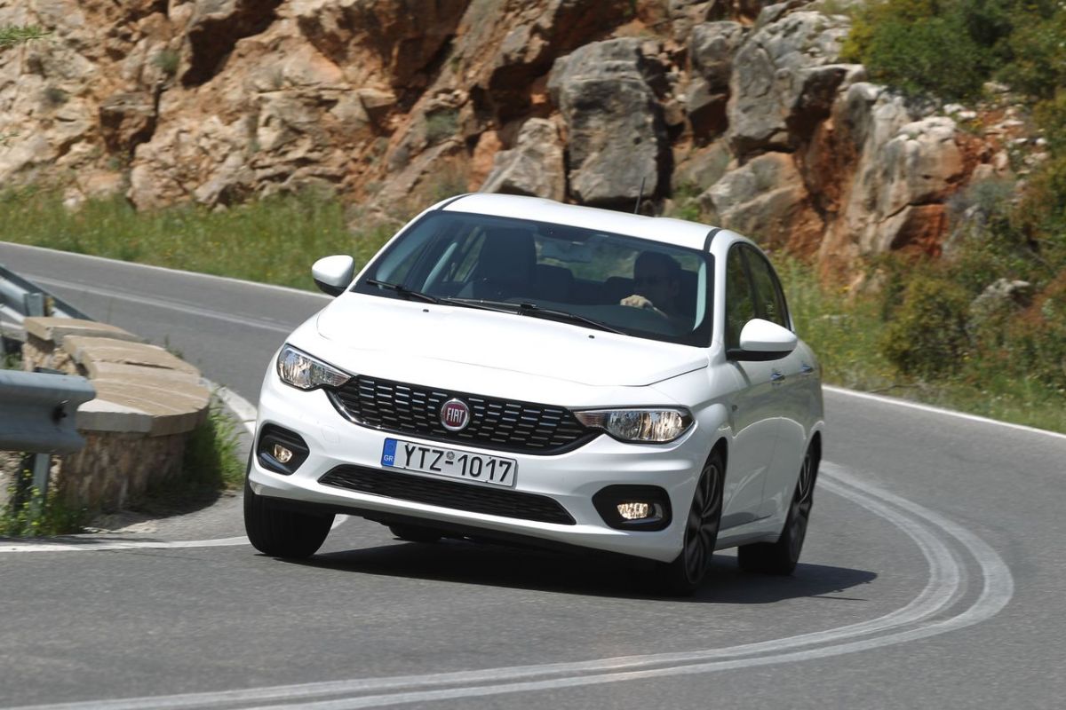 Test drive: FIAT Tipo 1.3 MTJ | Drive