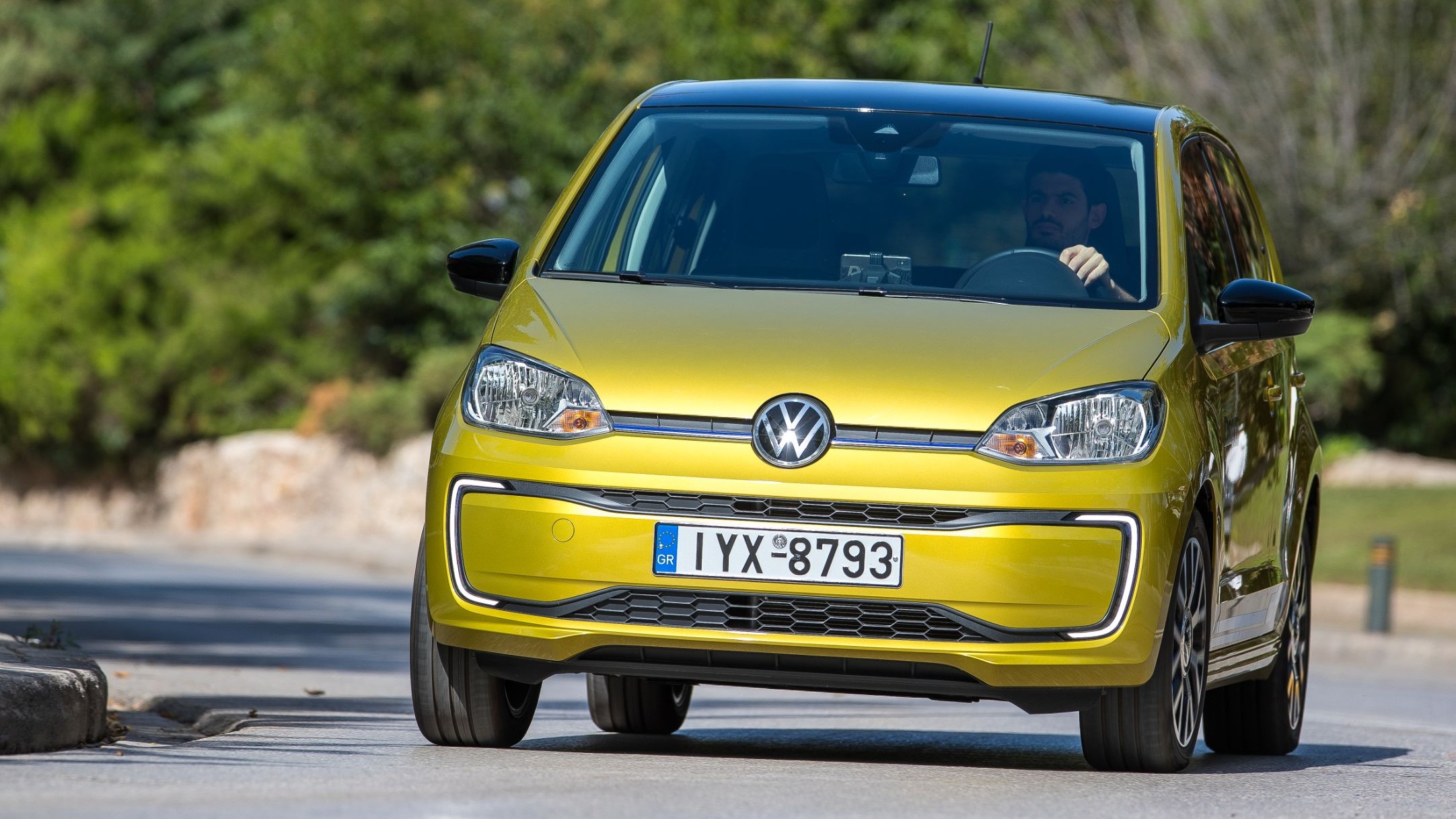 Test drive: Volkswagen e-up! MY2020 | Drive