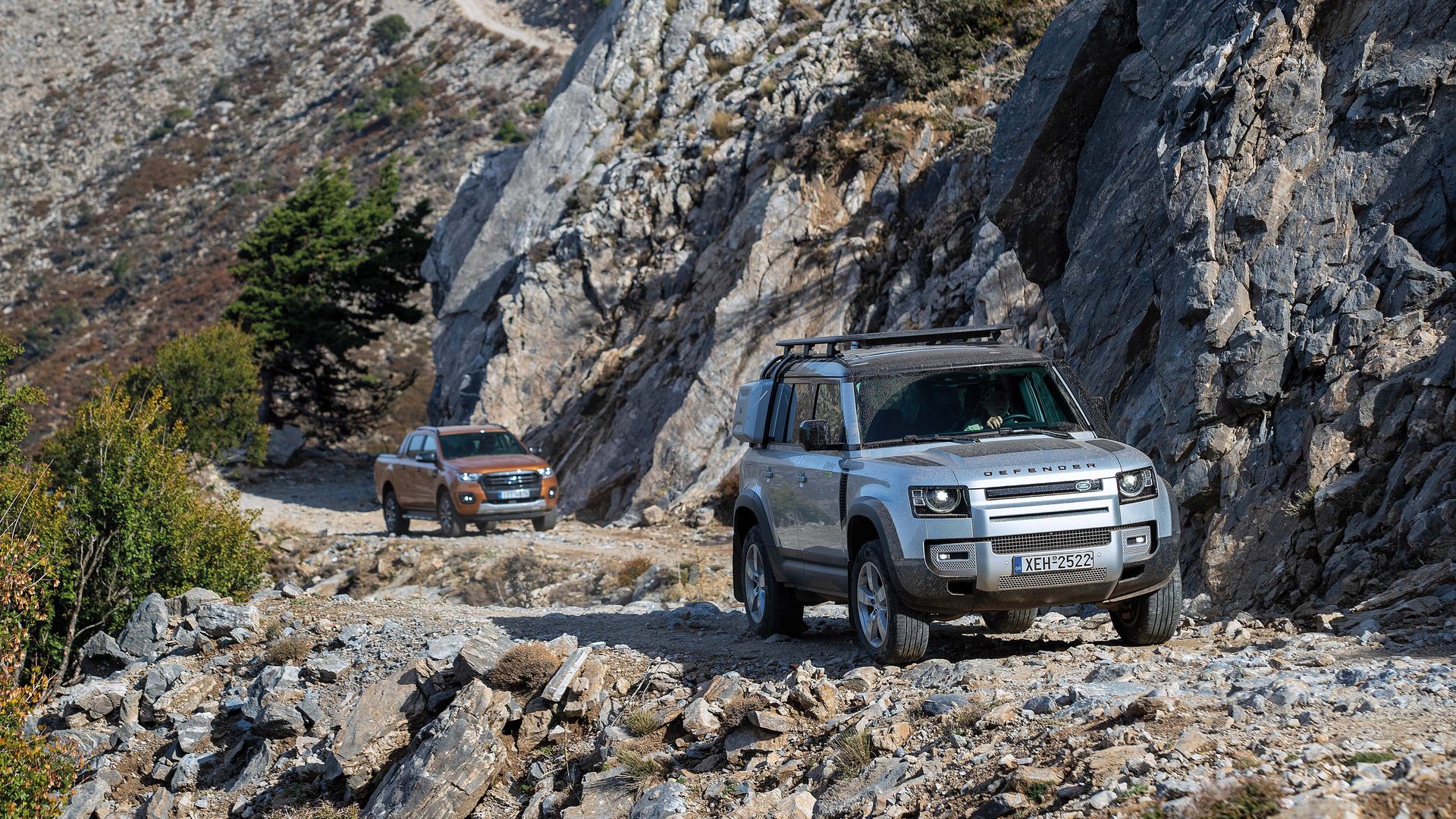 18ο DRIVE Trophy: Land Rover Defender vs Ford Ranger | Drive
