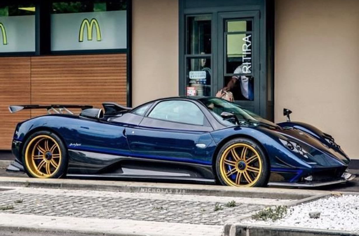 10 Weird Supercar Photos | Drive