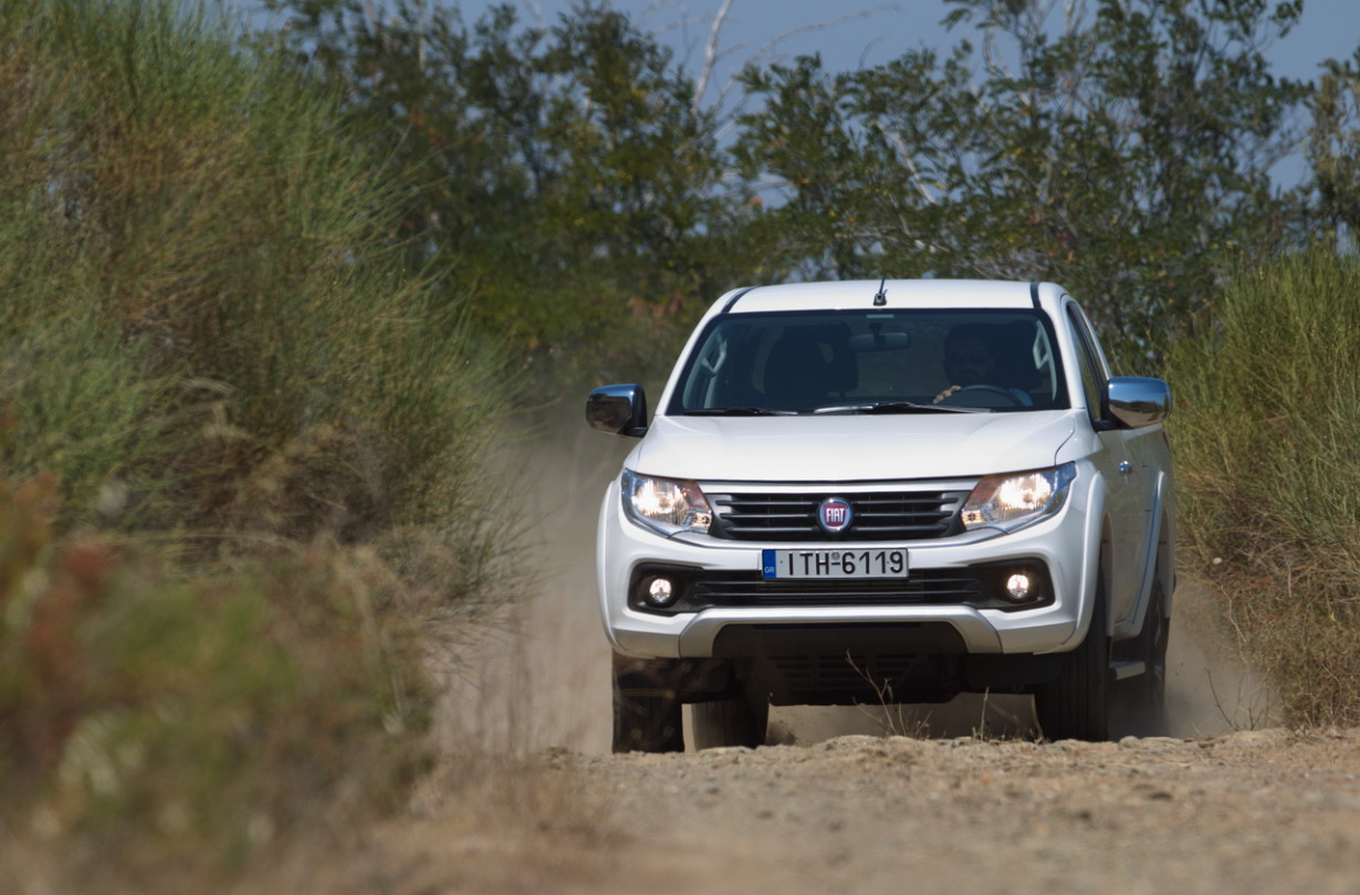 FIAT Fullback Extended Cab 2.4 Diesel 181 PS Test drive gallery | Drive
