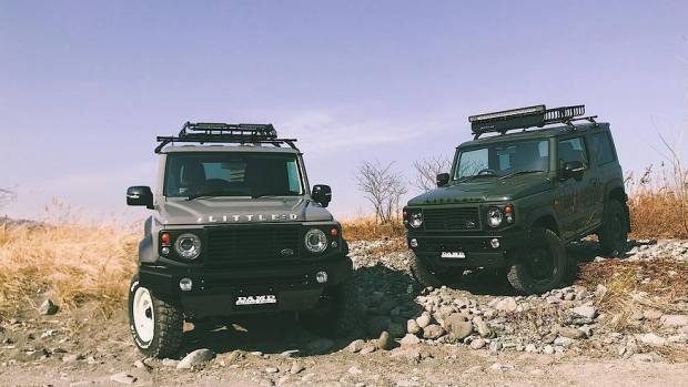 Το Suzuki Jimny μεταμφιέζεται σε Land Rover Defender | Drive