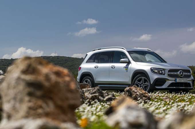 Test drive: Mercedes-Benz GLB 200 | Drive