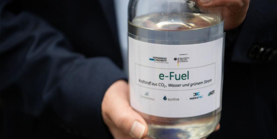 Τι είναι τα e-Fuels και πόσο εφικτή είναι η ευρεία χρήση τους | Drive