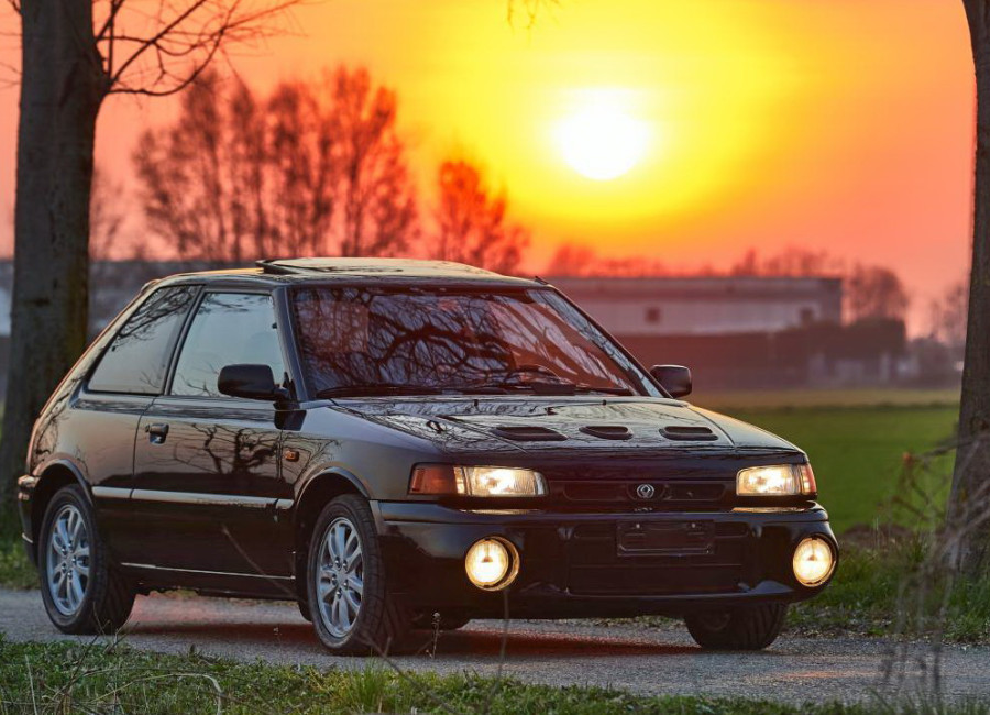 Mazda 323 AWD GT-R 1992-1994: Μηχάνημα οδήγησης | Drive