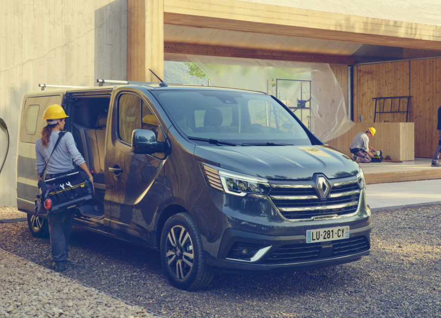 Νέο, ηλεκτρικό Renault Trafic E-Tech | Drive
