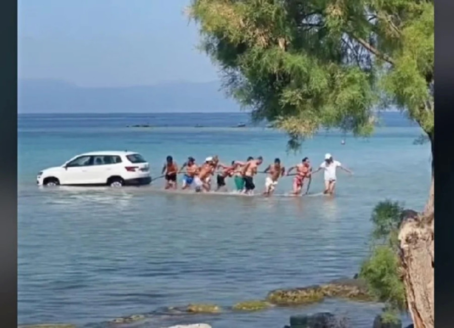 Επική «διάσωση» αυτοκινήτου στην Αίγινα [video] | Drive