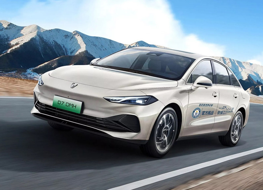 Roewe D7 DMH, ρεκόρ Guinness για plug-in hybrid με 2.208 km | Drive