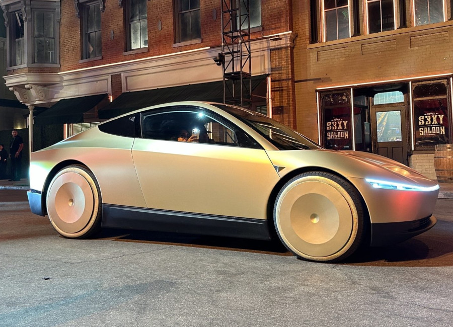Το Tesla CyberCab υπόσχεται 500 km με μόλις 50 kWh [video] | Drive