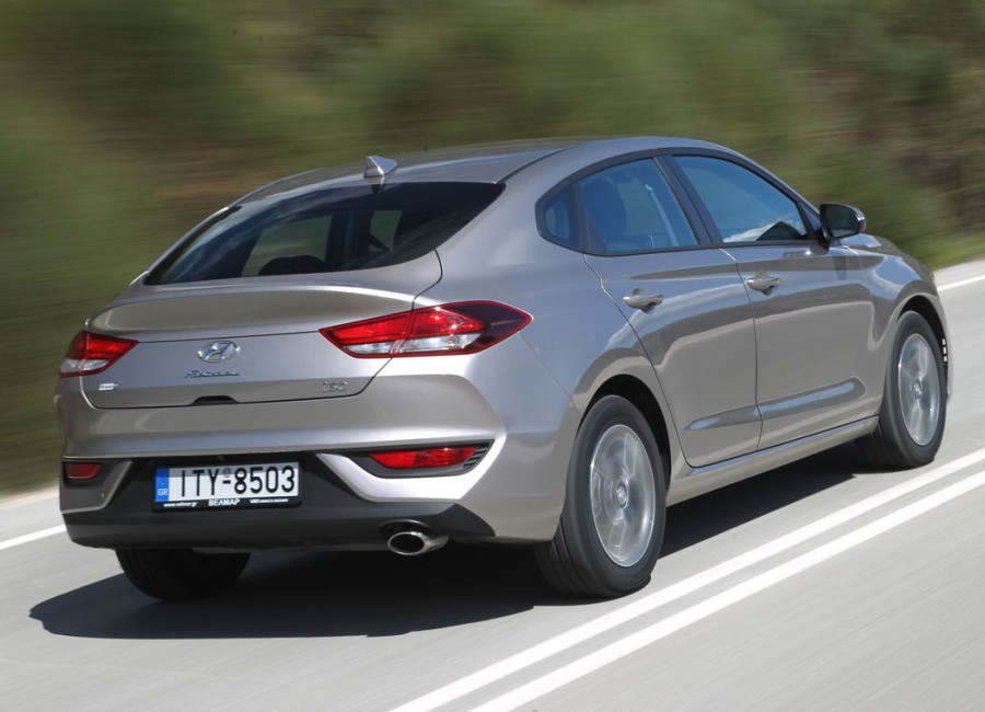 Test drive: Hyundai i30 Fastback 1.0 T-GDI | Drive