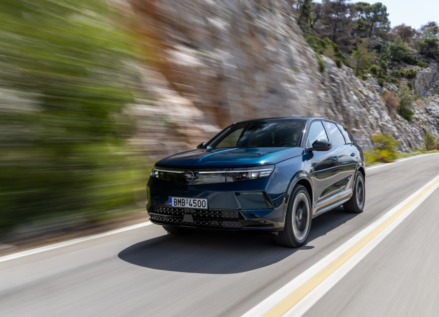 Test drive: Opel Grandland Electric, δυναμικό restart | Drive