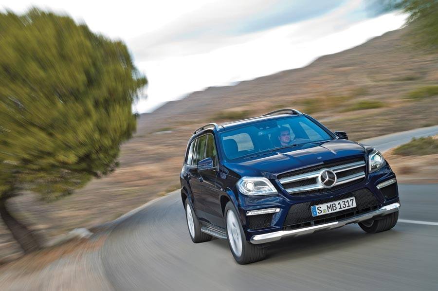Mercedes-Benz GL350 BlueTEC | Drive