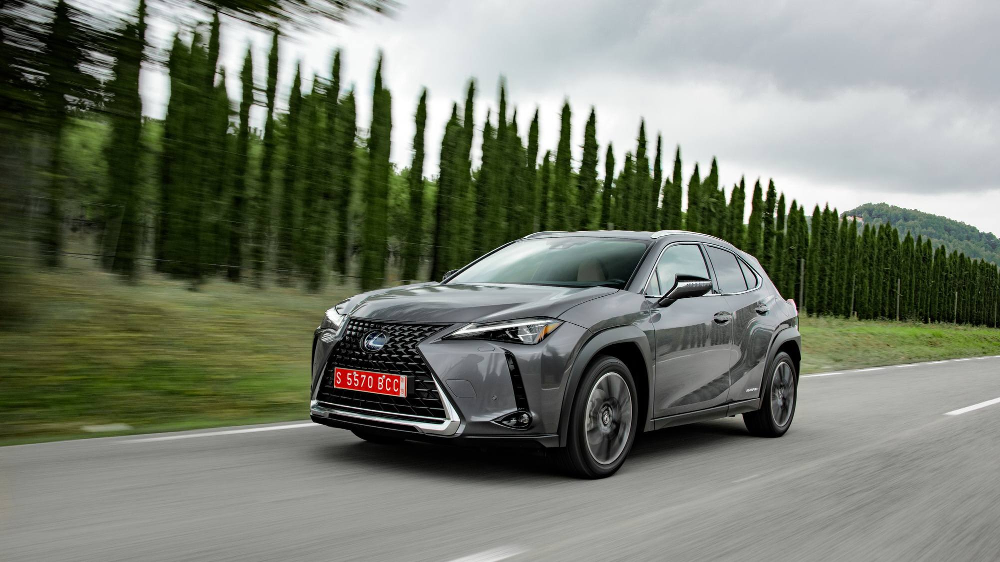 Δοκιμάζουμε το Lexus UX 250h | Drive