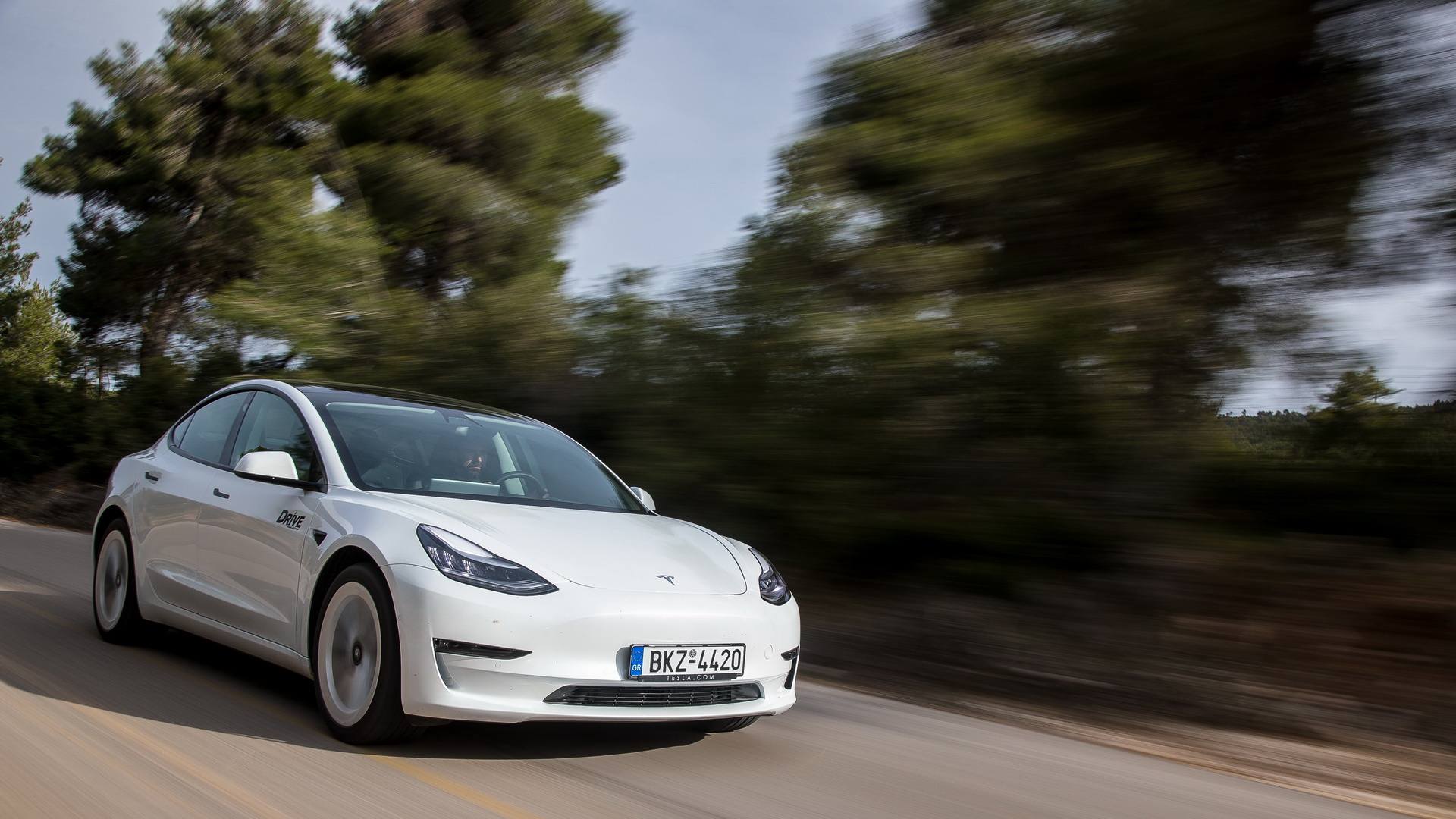 Test Drive Tesla Model 3 Long Range [video] Drive