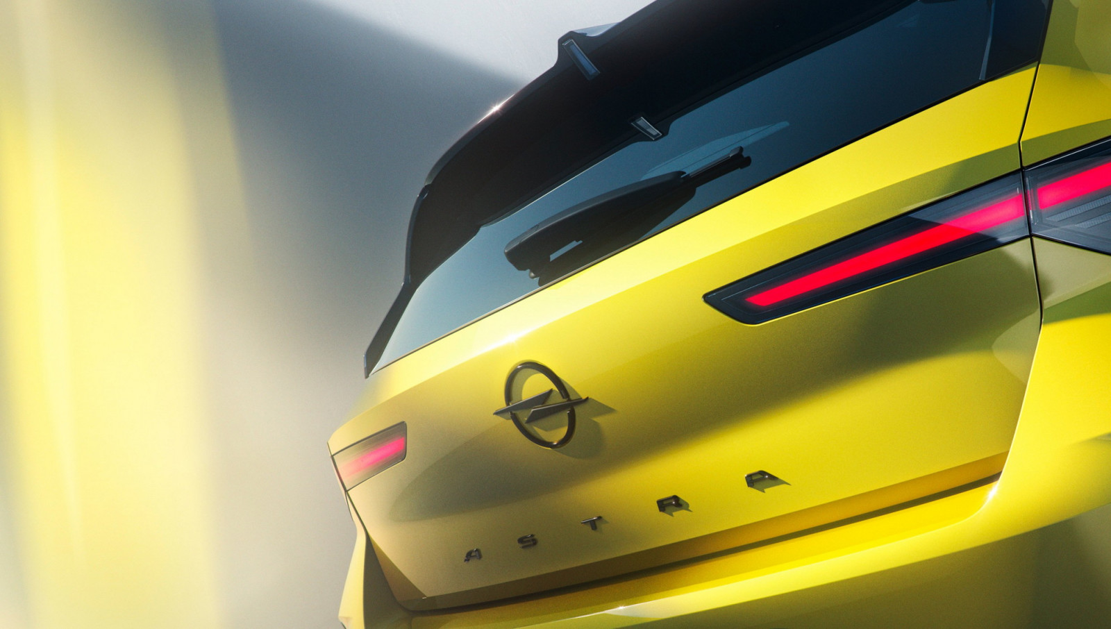 Ανανεωμένο Opel Astra: Μεγαλύτερη αυτονομία για την ηλεκτρική έκδοση ...
