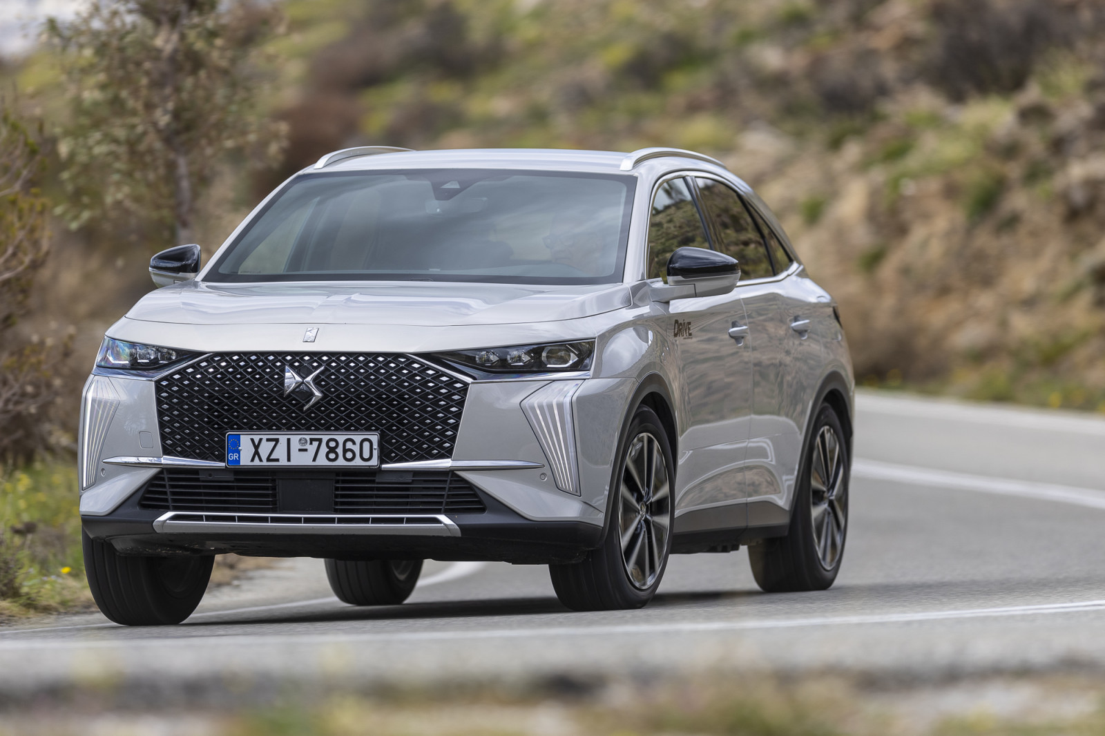 Test drive: DS 7 E-TENSE 225 | Drive