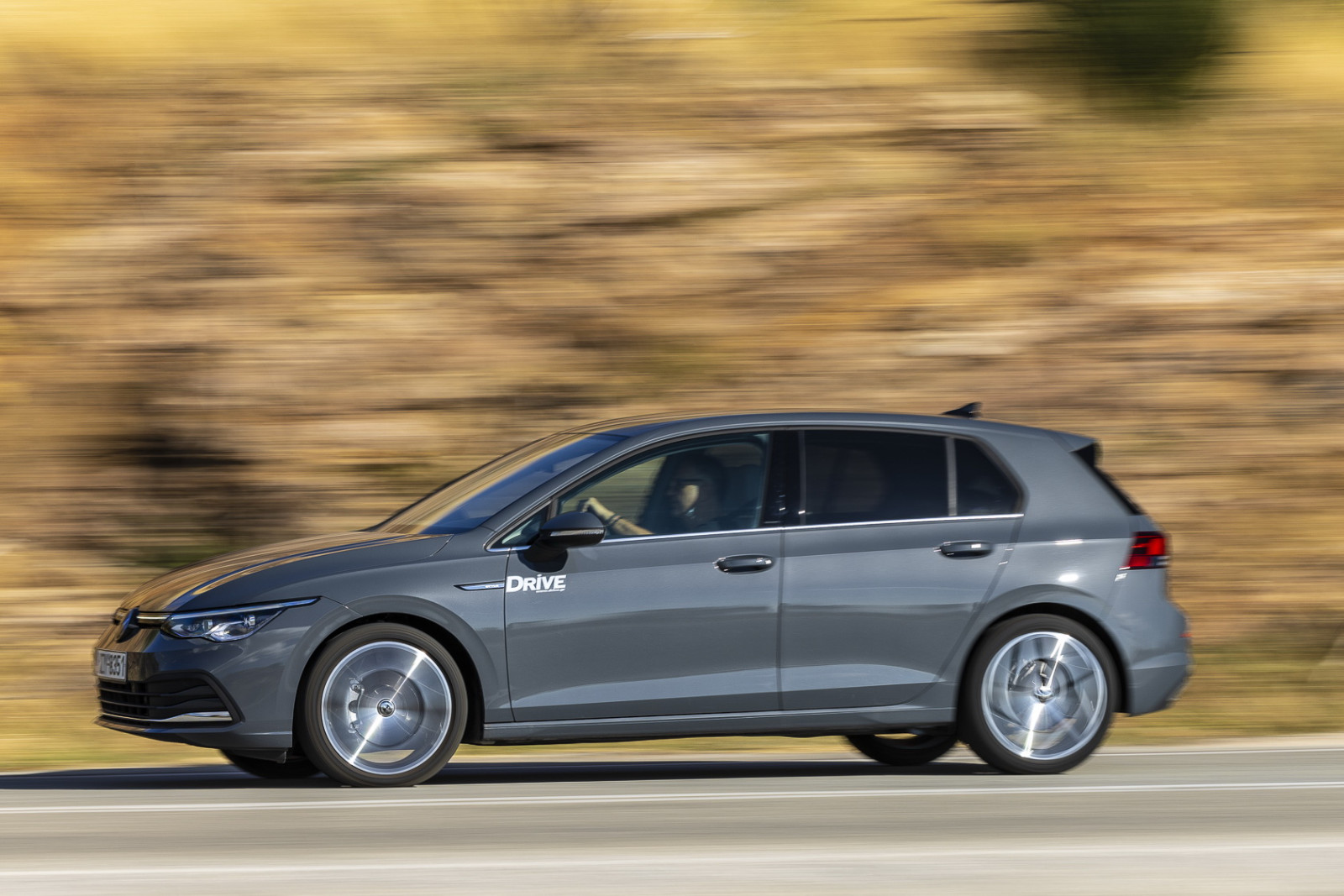 Test drive: Volkswagen Golf 1.5 eTSI MHEV DSG 130 PS | Drive