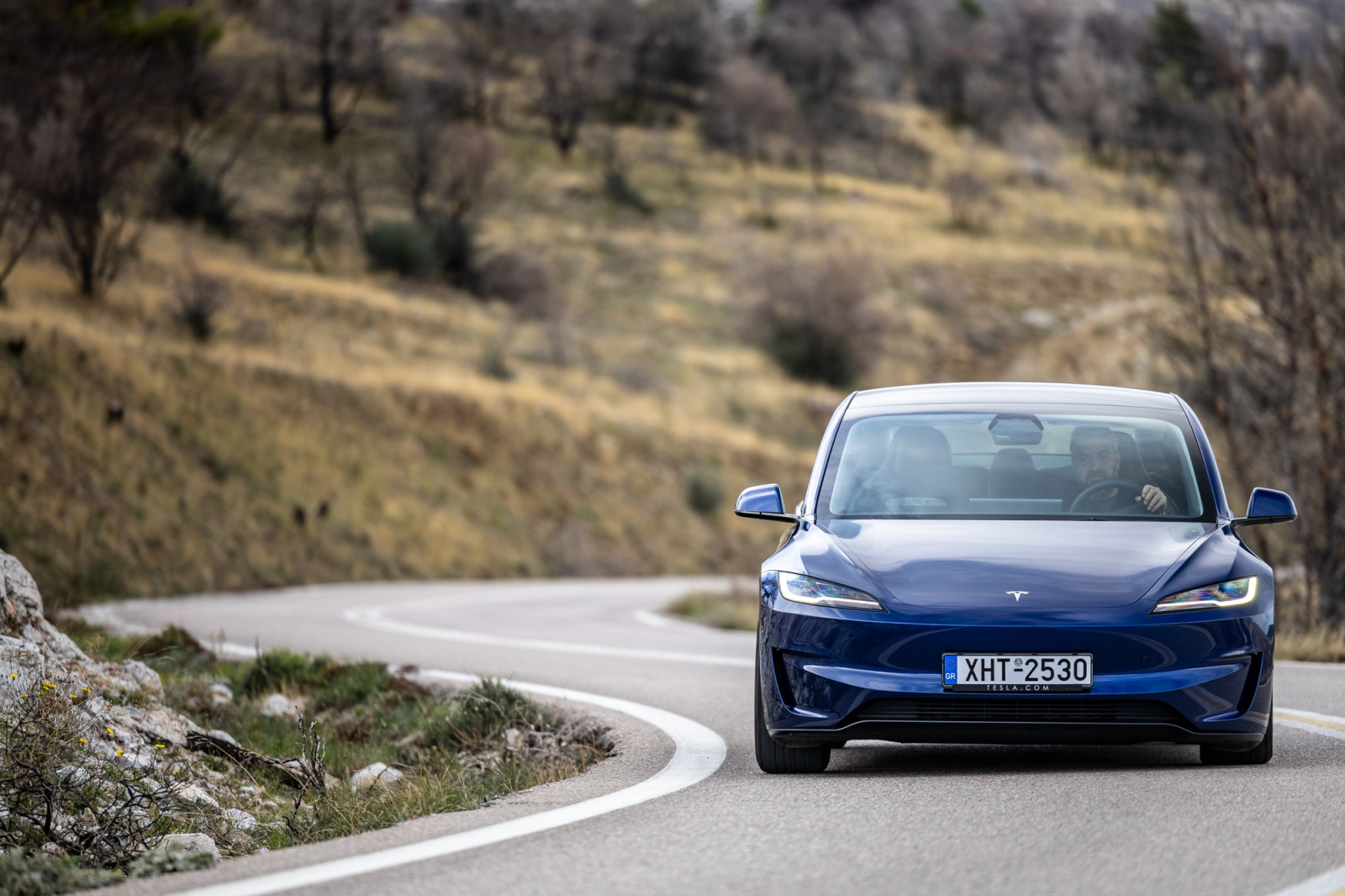 Test drive: Tesla Model 3 Performance, επίδειξη δύναμης | Drive