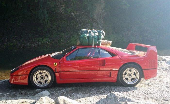 Ferrari F40 @ Camping | Drive