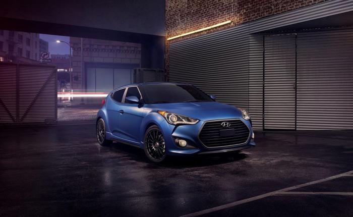 Hyundai Veloster 2016 & Veloster Rally Edition | Drive