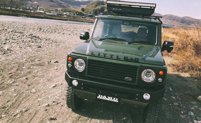 Το Suzuki Jimny μεταμφιέζεται σε Land Rover Defender | Drive