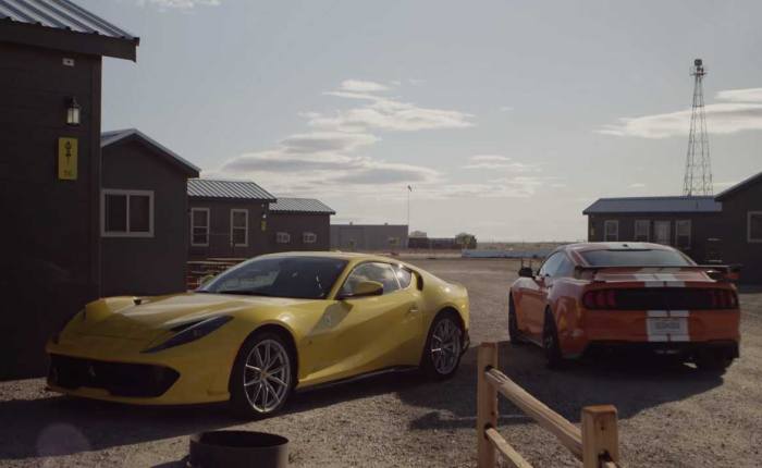 Drag Race: Ferrari 812 Superfast VS Ford Mustang Shelby GT500 [video ...