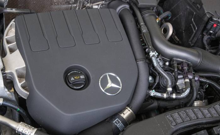 Test drive: Mercedes-Benz GLA 200 [video] | Drive