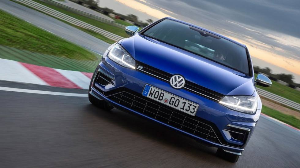 VW Golf R 2017 Performance [video] | Drive