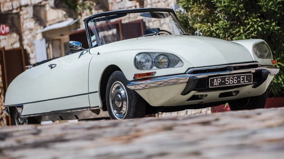 Μια σπάνια Citroën DS Décapotable στο σφυρί | Drive