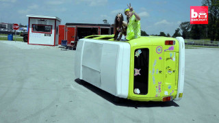 Trippy Tippy Hippy Van | Drive